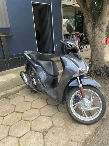 Motos Honda SH 150i/dlx no Brasil