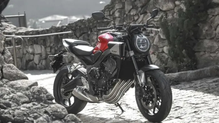 Motos Honda CB 650r 2025 no Brasil