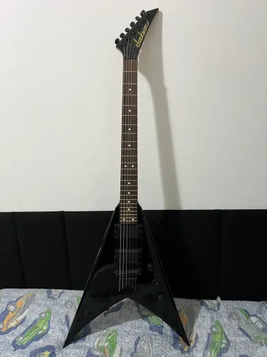 "jackson flying v" no Brasil