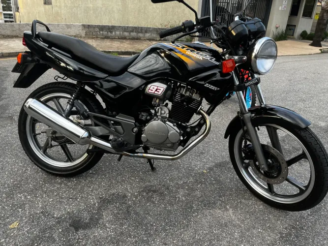 Motos Honda CBX 200 Strada no Brasil