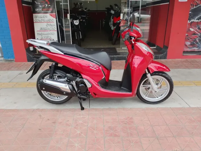 Motos Honda SH 300i no Brasil