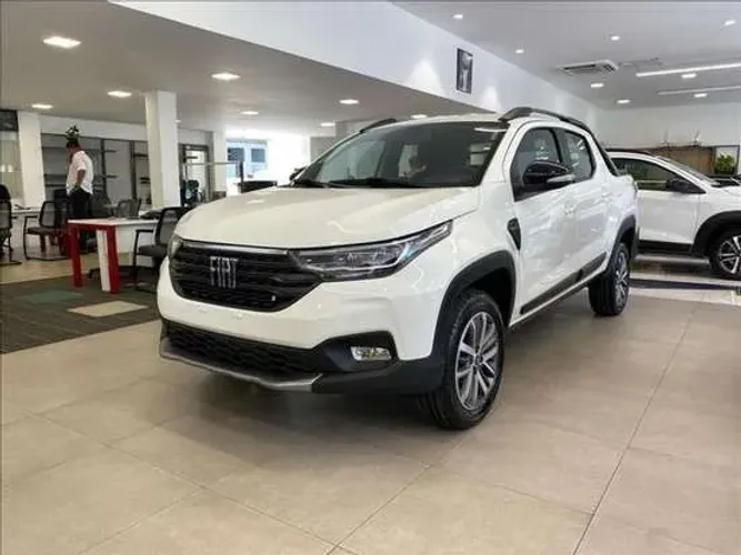 Fiat Strada Volcano 1.3 Flex 8V CD Aut. Usados e Novos