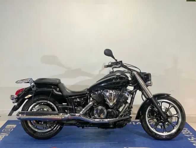 Motos Yamaha XVS 950 Midnight Star no Brasil