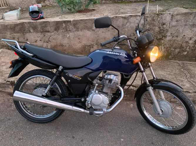 Motos Honda CG 125 FAN / FAN KS / 125 I FAN no Brasil