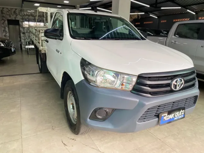 Toyota Hilux Chassi 4X4 2.8 TDI Diesel Mec. Usados e Novos