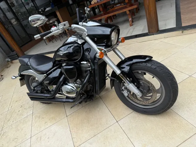 Motos Suzuki Boulevard M800 no Brasil