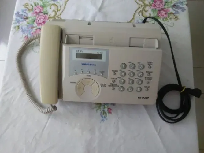 "aparelho de fax" no Brasil