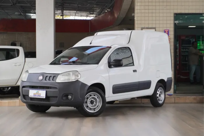 "carros com bau" no Brasil