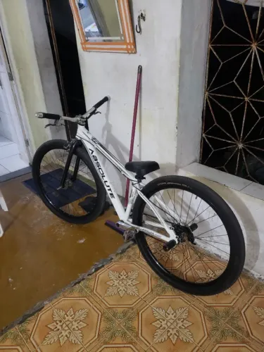 "bicicleta absolute nero" - Ciclismo no Brasil
