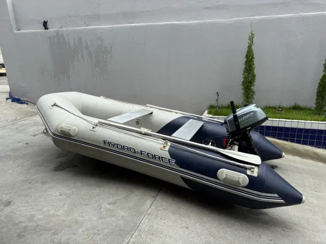 "bote com motor" - Barcos e aeronaves no Brasil