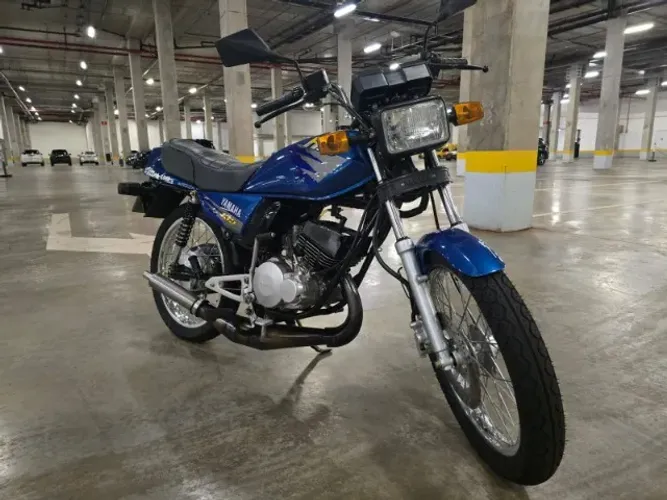 Motos Yamaha RD 135 no Brasil