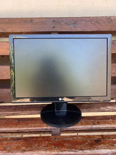 "monitor lg flatron" - Monitores no Brasil
