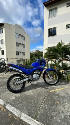 Motos Honda NX 4 Falcon 400 no Brasil