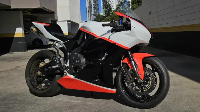 Motos Honda CBR 600 RR no Brasil