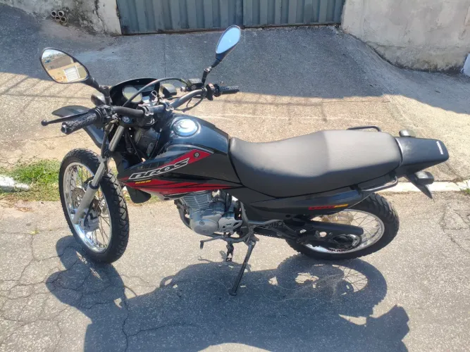 Motos Honda NXR 150 Bros ESD no Brasil