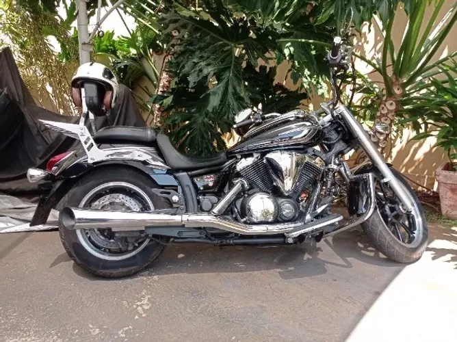 Motos Yamaha XVS 950 Midnight Star no Brasil