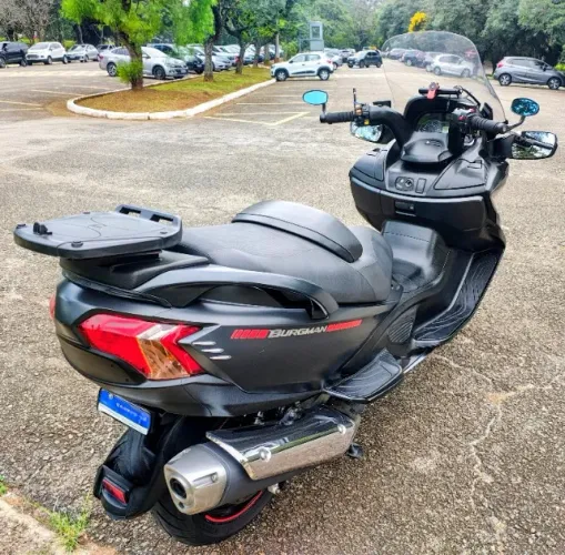 Motos Suzuki Burgman 650 Executive/ 650 no Brasil
