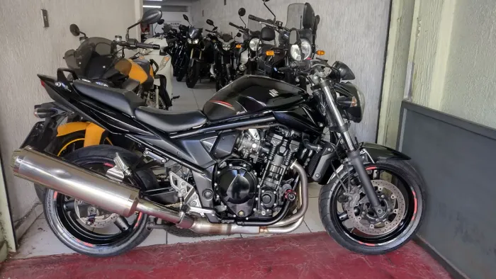 Motos Suzuki Bandit N-600/ 650 no Brasil
