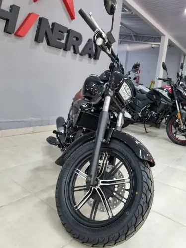 Motos Shineray IRON 250 EFI no Brasil
