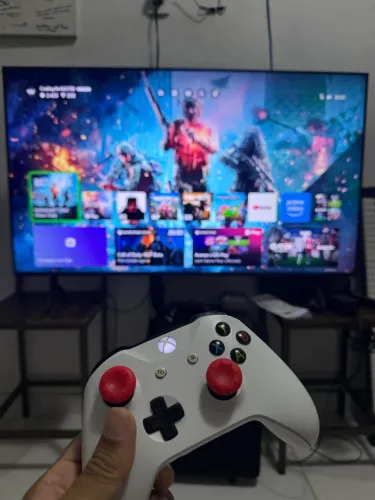 "xbox one scorpio" - Consoles de Vídeo Game no Brasil