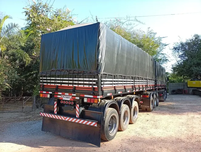 "rodotrem bitrenzao" no Brasil