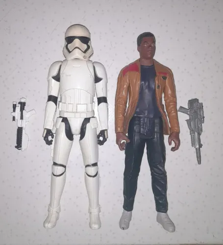 Action Figures e miniaturas no Brasil