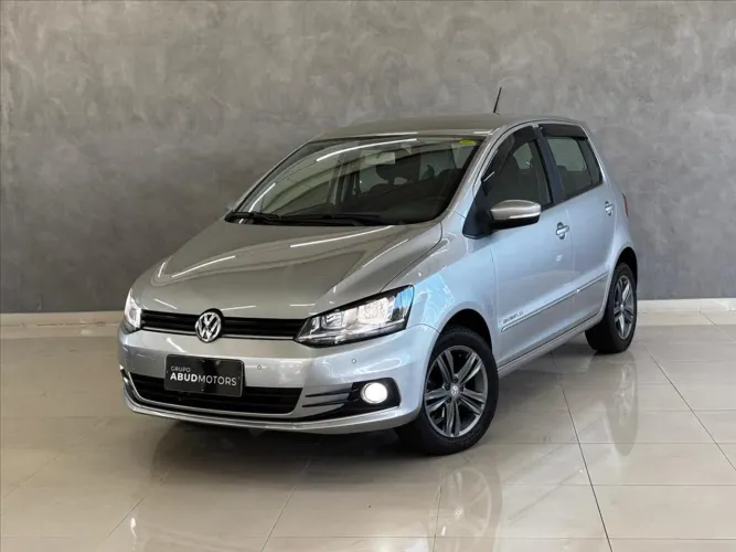 Volkswagen Fox MSI Comfortline 1.6 Flex 8V 4P Usados e Novos