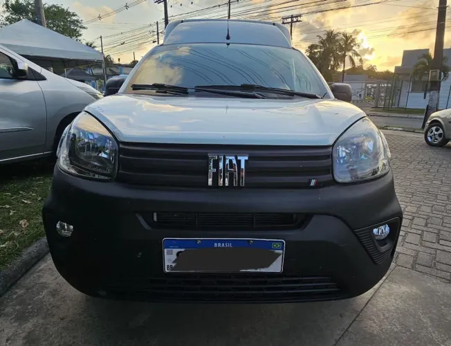 "carros com bau" no Brasil