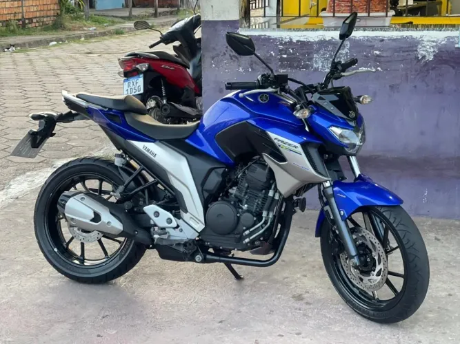 Motos Yamaha FZ25 2021 no Brasil