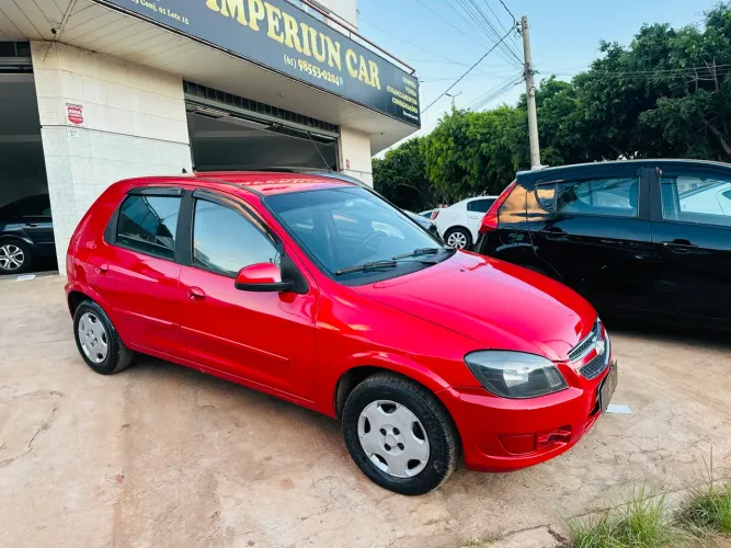 Chevrolet Celta Spirit/ LT 1.0 MPFI 8V Flexp. 5P Usados e Novos