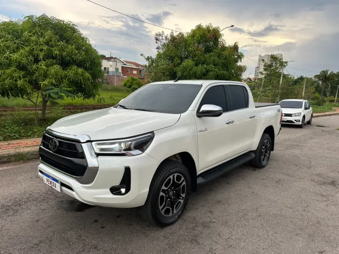 Toyota Hilux CD SRX 4X4 2.8 TDI 16V Diesel Aut. Usados e Novos