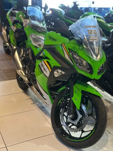 Motos Kawasaki Ninja 300 no Brasil