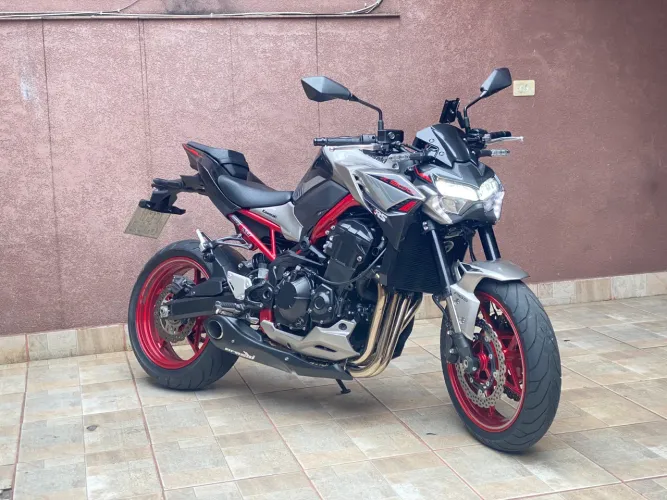 Motos Kawasaki Z 900 no Brasil