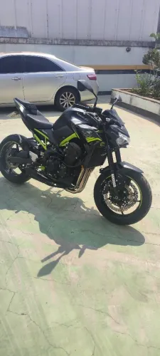 Motos Kawasaki Z 900 no Brasil