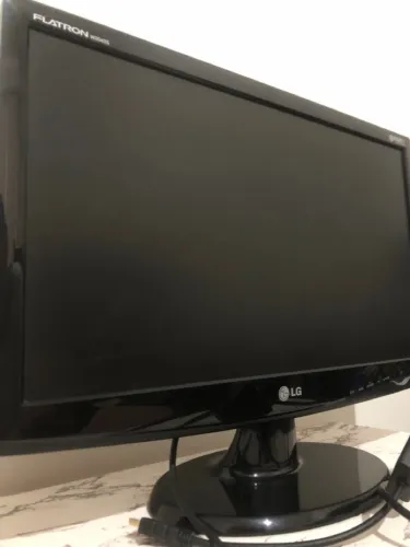 "monitor lg flatron" - Monitores no Brasil
