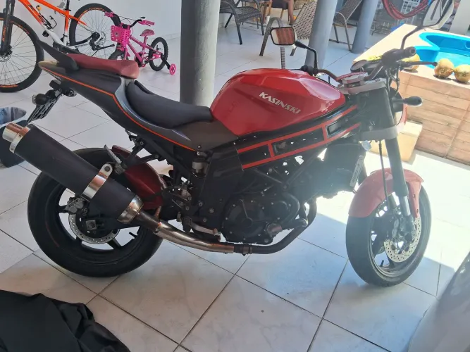 Motos Kasinski no Brasil