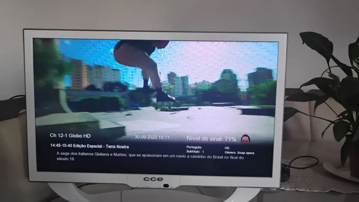 "tv de led 24 polegadas" - TVs no Brasil