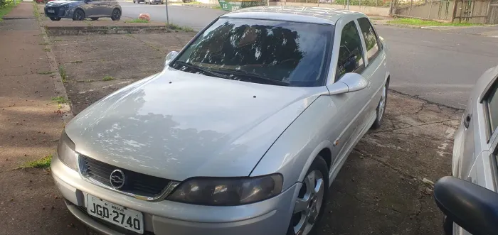 Chevrolet Vectra GLS/ Challenge 2.2 MPFI 16V Usados e Novos