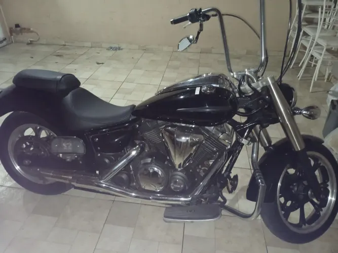 Motos Yamaha XVS 950 Midnight Star no Brasil