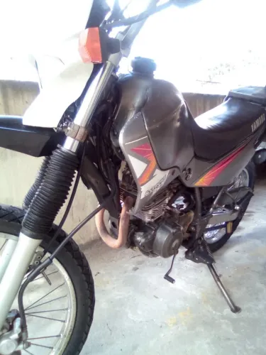 Motos Yamaha XT 225 no Brasil