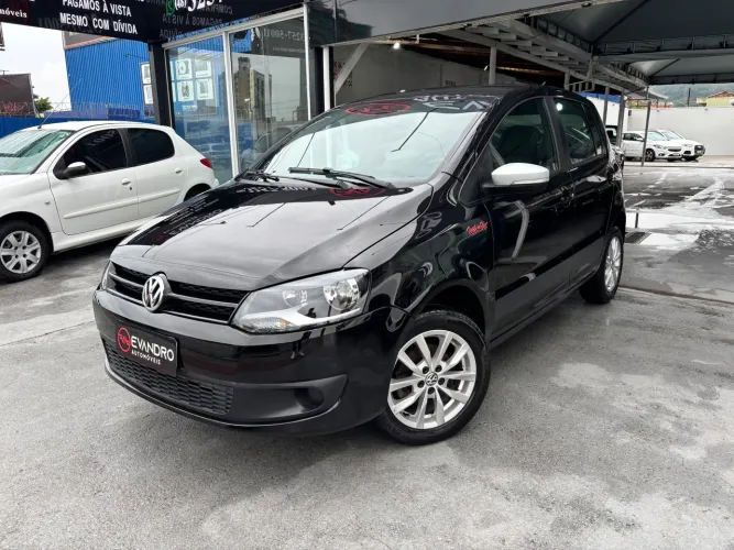 Volkswagen Fox Rock IN RIO 1.6 MI Total Flex 8V 5P Usados e Novos