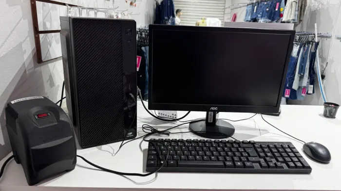 "computador de mesa completo" - Computadores e Desktops no Brasil