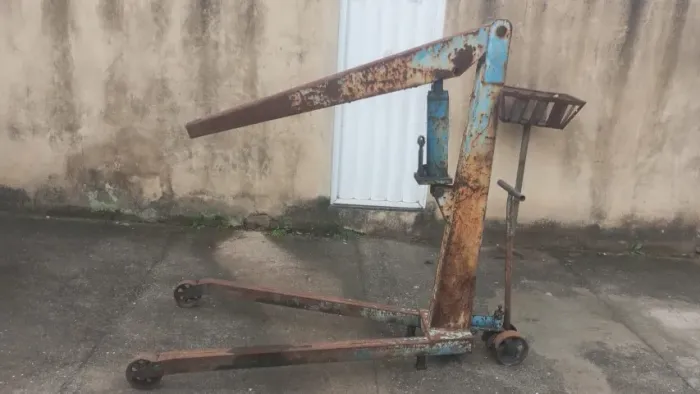 "girafa hidraulica" no Brasil