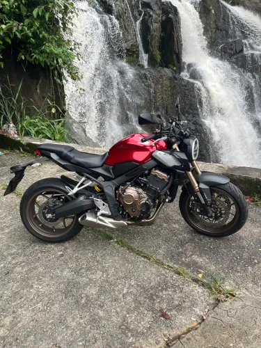 Motos Honda CB 650r no Brasil