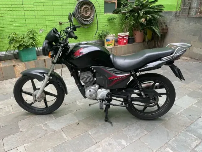 Motos Honda CG 150 FAN Esi/ 150 FAN ESI Flex no Brasil