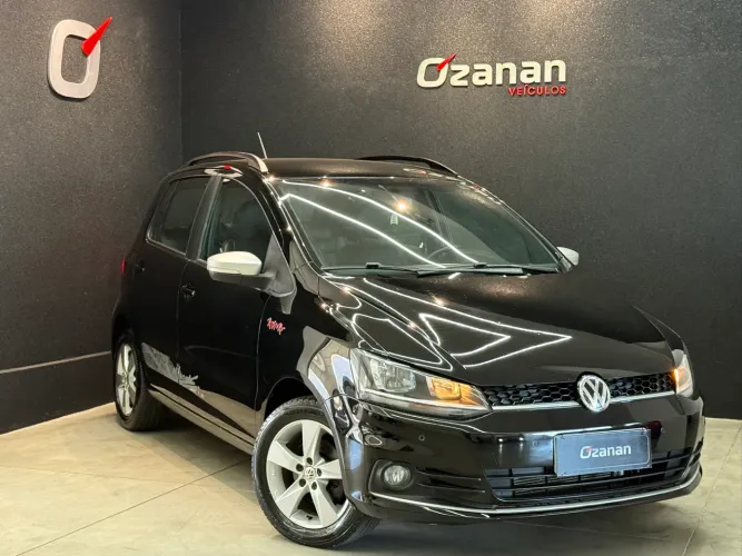 Volkswagen Fox Rock IN RIO 1.6 MI Total Flex 8V 5P Usados e Novos