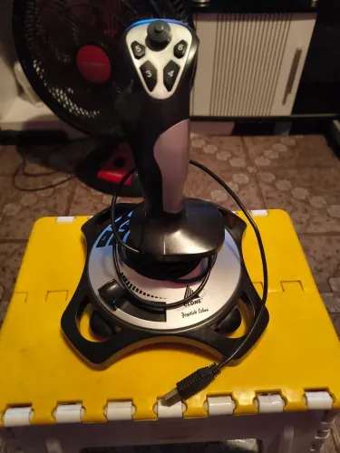 "joystick manche" no Brasil
