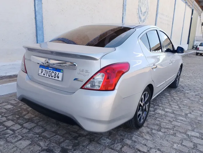 "nissan versa 2016" no Brasil