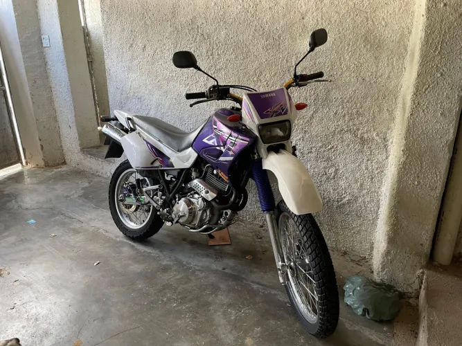 Motos Yamaha XT 600 E no Brasil