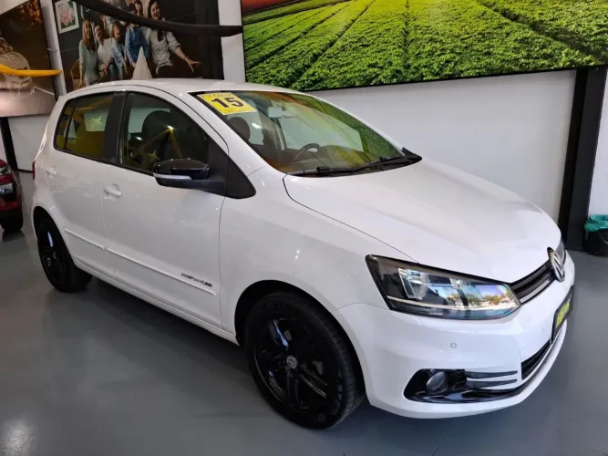Volkswagen Fox MSI Comfortline 1.6 Flex 8V 4P Usados e Novos